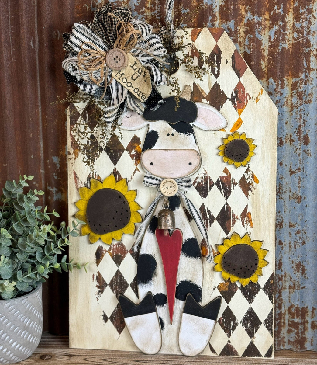 Prim cow with surface – Brown Eyed Girls Crafting